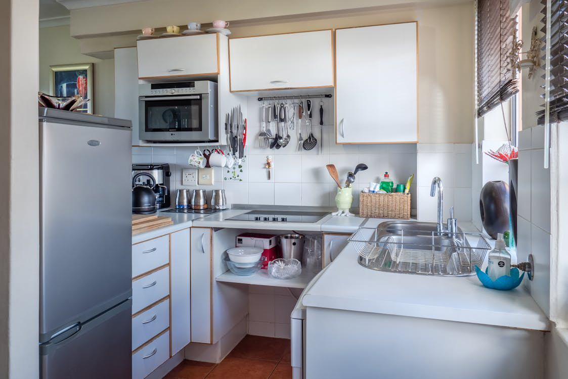 Small Kitchen, Big Impact: Designing for Limited Spaces - Modern ...